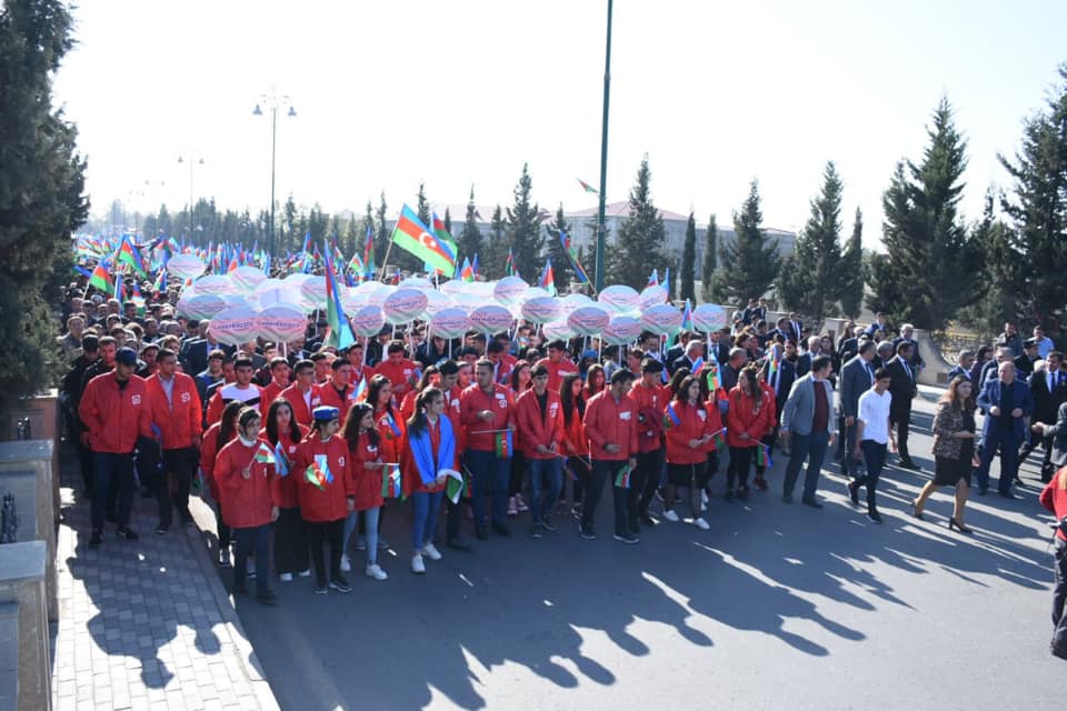 Ön cəbhədə “Bayraq yürüşü” keçirilib - FOTOLAR